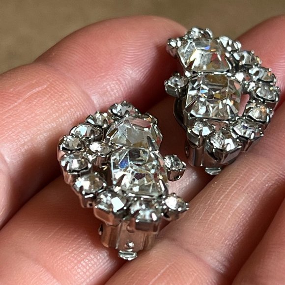 Albert Weiss | Jewelry | Rare Signed Weiss 95s Crystal Cluster Clip ...